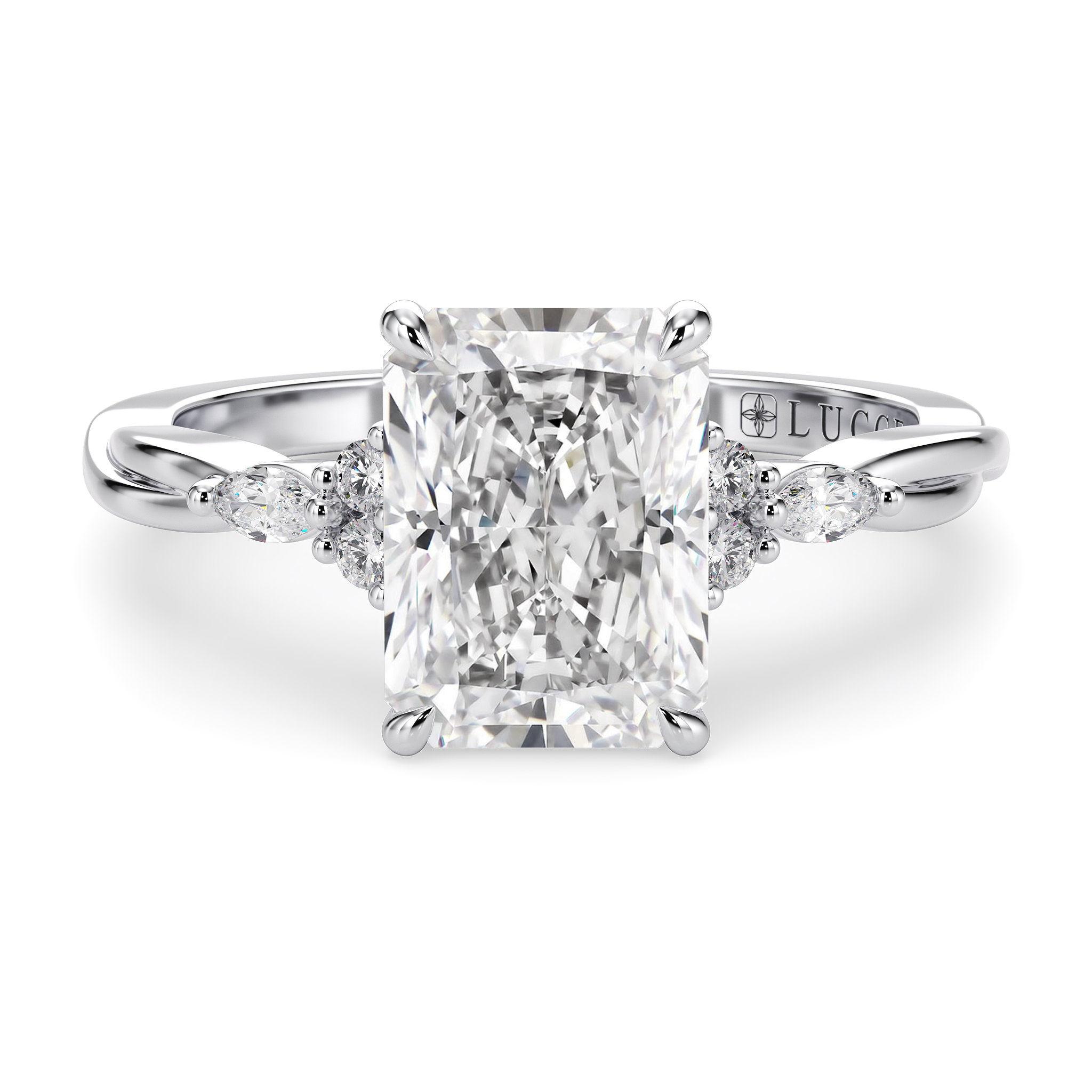 LUCCE ALESSA™ Diamond Radiant Engagement Ring